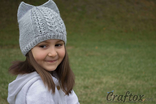 Ravelry: Knit Cat Ear Hat pattern by Olivia Craftox