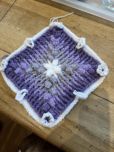 Ravelry: Alive CAL pattern by Sandra McButton