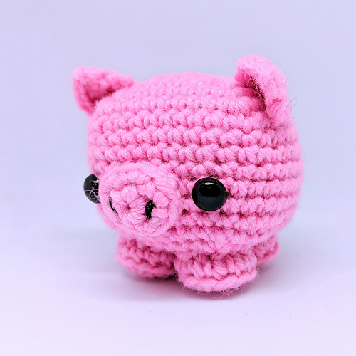 Ravelry: Cube Piggy Pig pattern by Crafty Bunny Bun