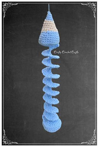 Ravelry: Color Pencil Wind Spinner pattern by Jenila Mathialagan