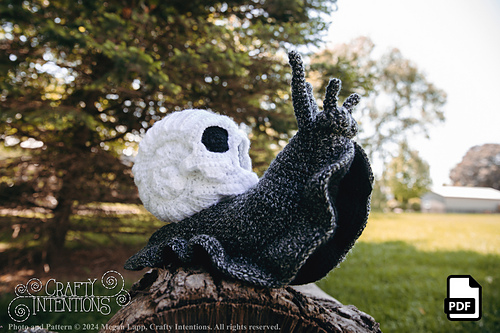 Ravelry: Spiral Skull Snail Shells pattern by Megan Lapp