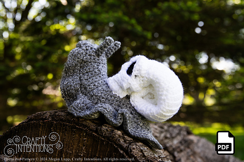Ravelry: Spiral Skull Snail Shells pattern by Megan Lapp