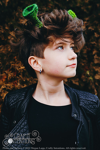 Ravelry: Wearable Imp Horns Set 2 pattern by Megan Lapp