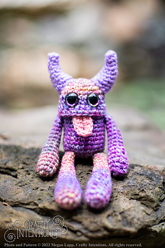 Ravelry: Small Cylinder Monsters pattern by Megan Lapp