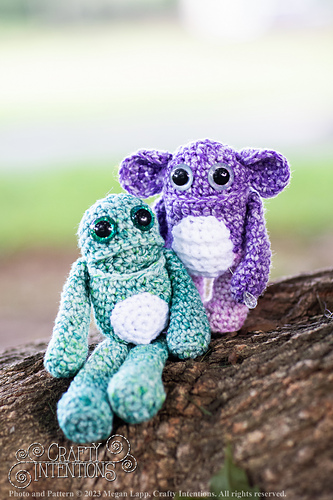 Ravelry: Small Cylinder Monsters pattern by Megan Lapp