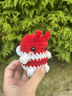 Ravelry: Candy Cane Bee pattern by TheCraftySnail