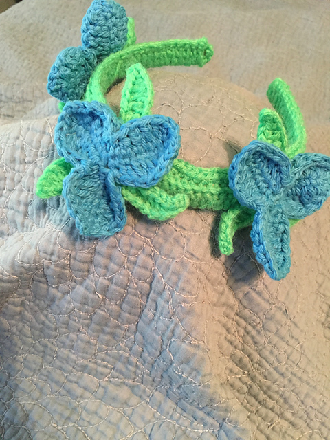 Ravelry: CraftyWhoot's Poppy Troll Flowers