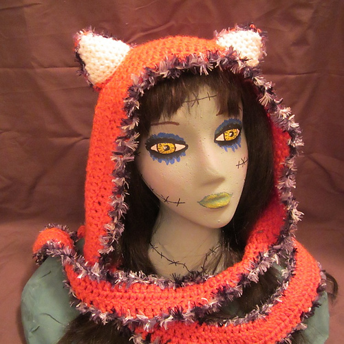 Ravelry: Fox Scoodie pattern by Starling