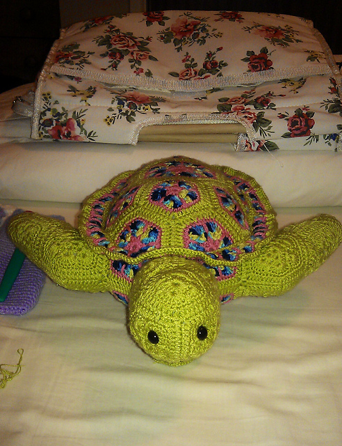 Ravelry: Craftypaulaa's Atuin the African flower Turtle