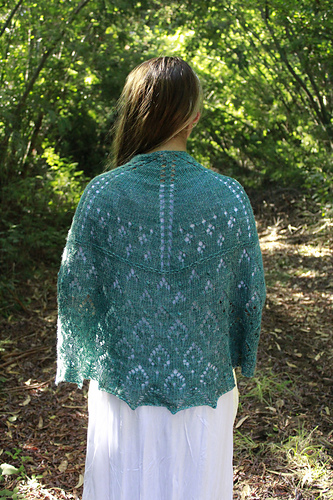 Ravelry: Lesley's Secret pattern by Susana Lobos Garcia
