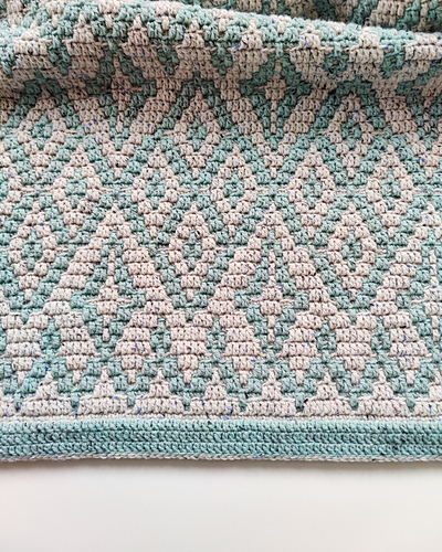 Ravelry: Diamond Dazzle Blanket pattern by Created by Carolien