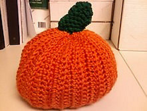 Ravelry: Stuffed Pumpkin pattern by Marlo D. Cairns