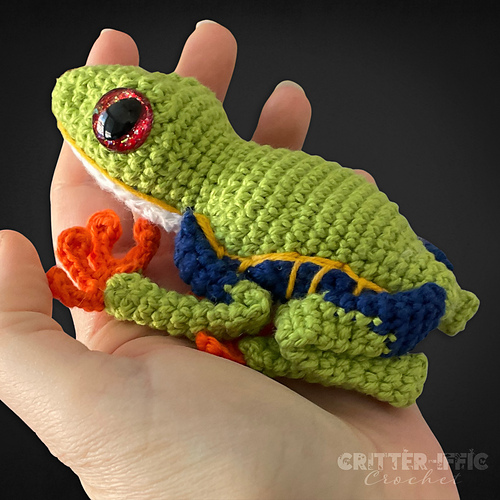 Ravelry: Ruby the Red Eyed Tree Frog pattern by Charlyn Smith