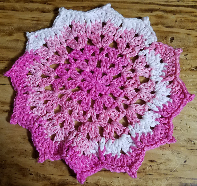 Ravelry: Pretty Petals Dishcloth pattern by Julee Fort
