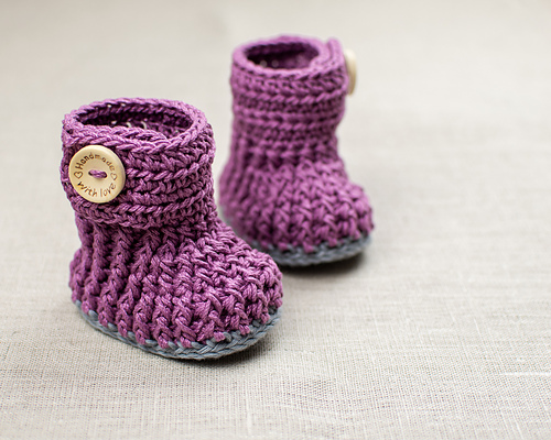 Ravelry: Baby Booties - VIOLET DROPS pattern by Croby Patterns - Doroteja