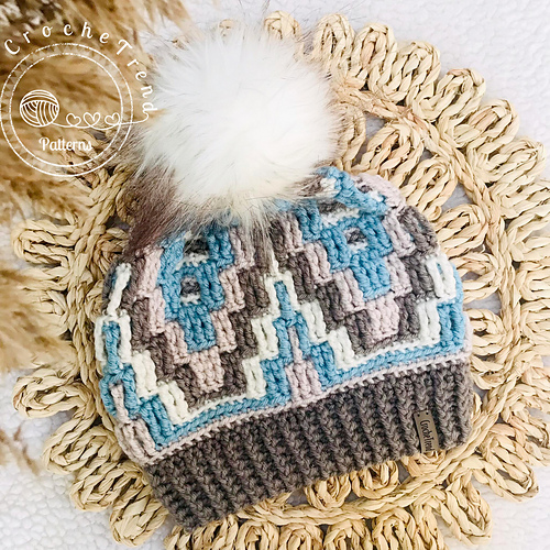 Ravelry: Pixel Chevron Hat pattern by Viktoria Gogolak