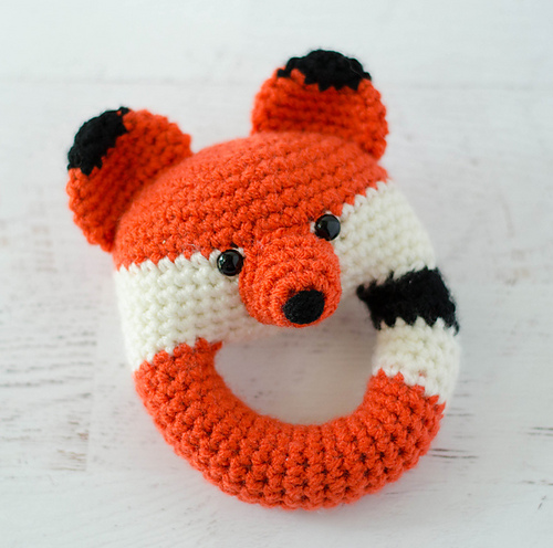 Ravelry: Fox Rattle pattern by Crochet 365 Knit Too