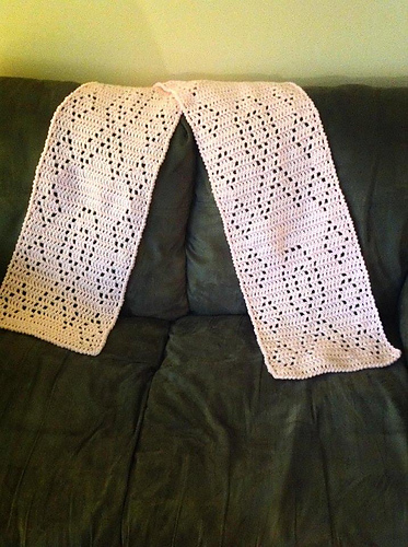 Ravelry: Cancer Ribbon Scarf pattern by Jessica Woofter