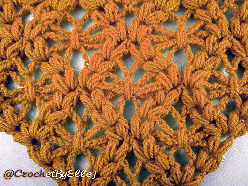 Ravelry: Puff spiders crochet shawl pattern by Elena Kozhukhar