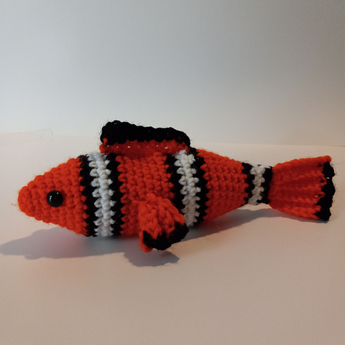 Ravelry: Clown Fish pattern by Dani West