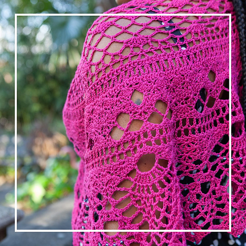 Ravelry: Pearlescence Shawl pattern by Edith M. Smith