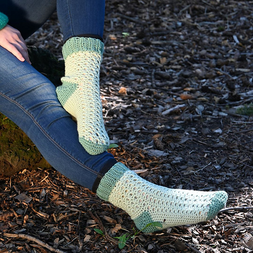 Ravelry: Shannon River Slipper Socks pattern by Ciara Doyle