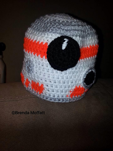Ravelry: BB 8 droid hat pattern by Roxann Skvarj-Stetzer