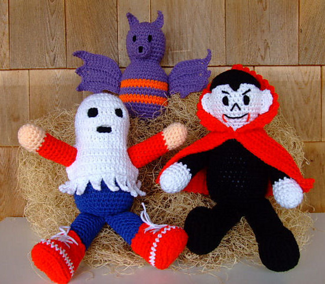 Ravelry: CV082 Halloween Goblins pattern by Donna Harelik