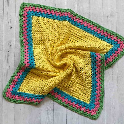 Ravelry: Candy Creme Baby Blanket pattern by Lurdys Gordon