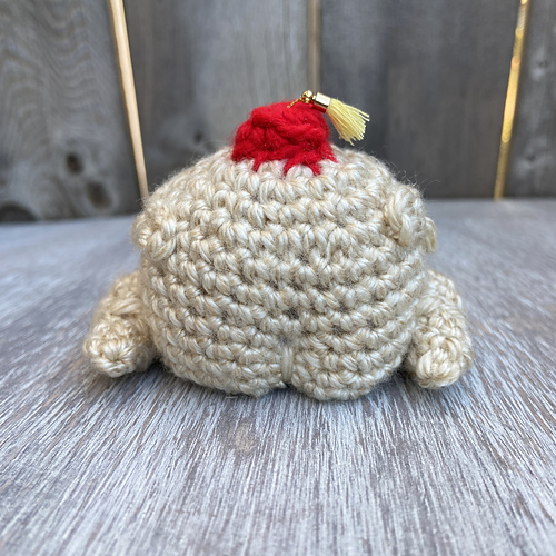 Ravelry: Twerky and Roasted Tooshie pattern by Sarah Townsend