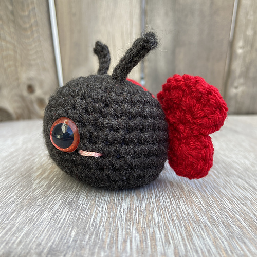Ravelry: Love Bug pattern by Sarah Townsend