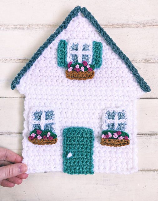 Ravelry: House Applique pattern by Colleen Lynch
