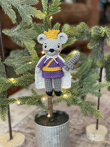 Ravelry: Nutcracker Ornament Collection pattern by Jennifer Percival
