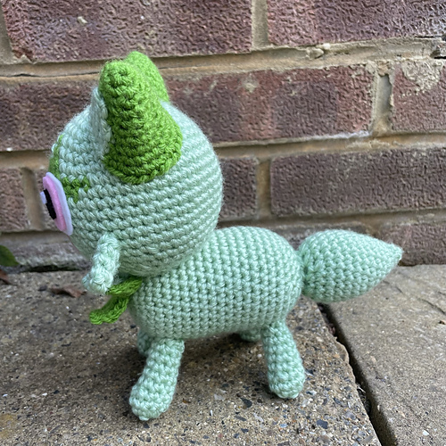 Ravelry: Pokémon Sprigatito pattern by Tor Smith