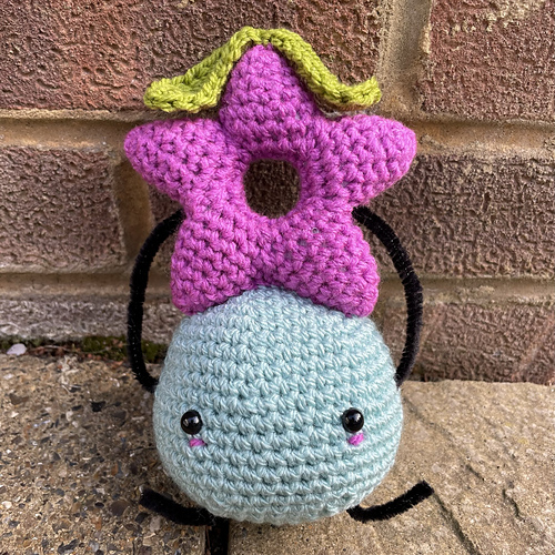 Ravelry: Stardew Valley Junimo with Stardrop pattern by Tor Smith
