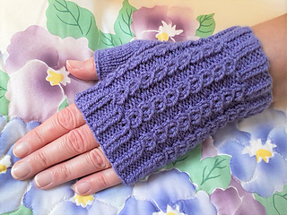 Ravelry: Karen-on-Ravelry's Twirly Whirly Cables