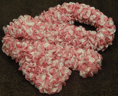 Ravelry: Ruffle Scarf #5437 pattern by Bernat Design Studio