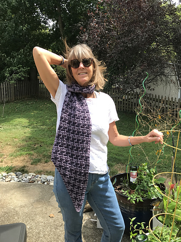 Ravelry: Escher's Dream Scarf pattern by SweaterFreak