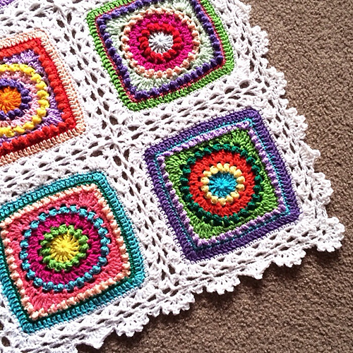 Ravelry: Playful Lace Scallop Edging pattern by Rachele Carmona