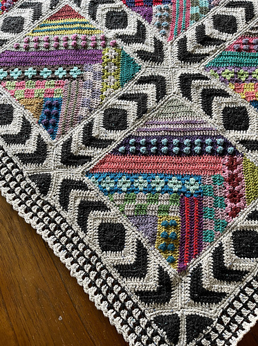 Ravelry: Color Riot pattern by Rachele Carmona