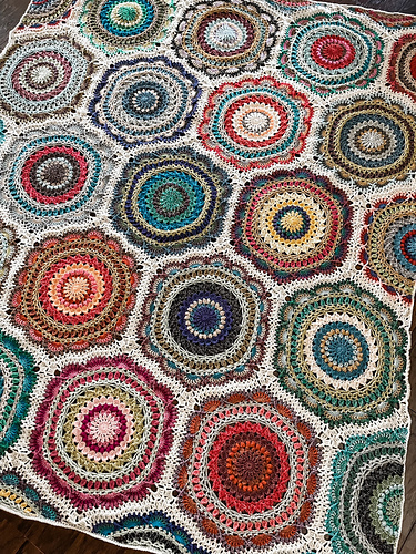 Ravelry: Fiesta Mandala Blanket pattern by Rachele Carmona