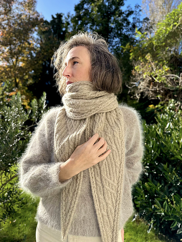 Ravelry: Twisted Twines Shawl pattern by Dorothy Offeciers