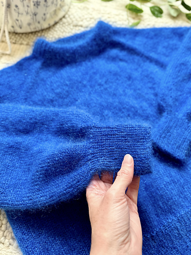 Ravelry: Grace Sweater pattern by Dorothy Offeciers