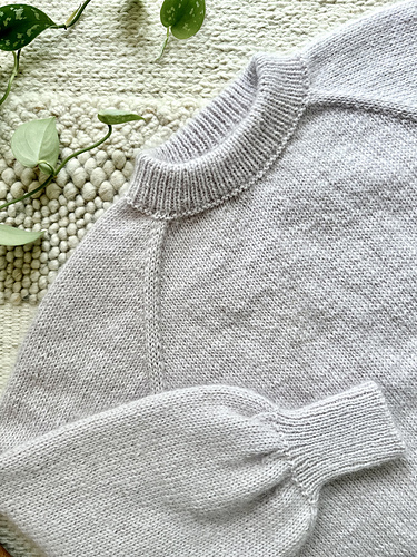 Ravelry: Grace Sweater pattern by Dorothy Offeciers