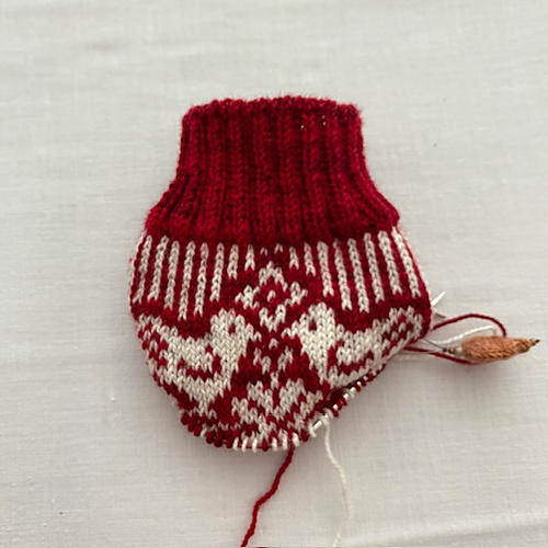 Ravelry: Chicken Run Socks pattern by DUCATHI