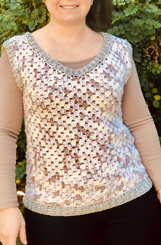 Ravelry: The Plain Jayne Pullover pattern by Holly Patston