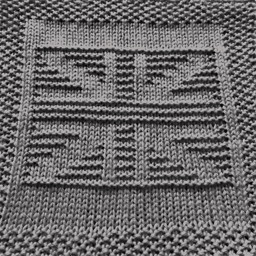 Ravelry: Union Jack Square pattern by Daisy and Storm