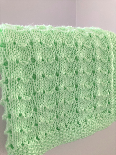 Ravelry: Sea Shells Baby Blanket pattern by Daisy Gray Knits