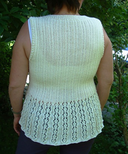 Ravelry: Marianne pattern by Amanda Crawford