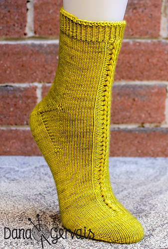 Ravelry: Plaited pattern by Dana Gervais